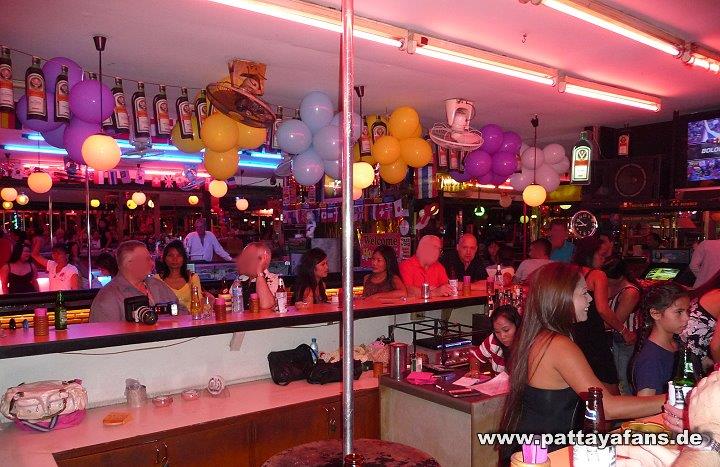 Best Friend Bar Naklua - bei Norbert im VIP Barcenter